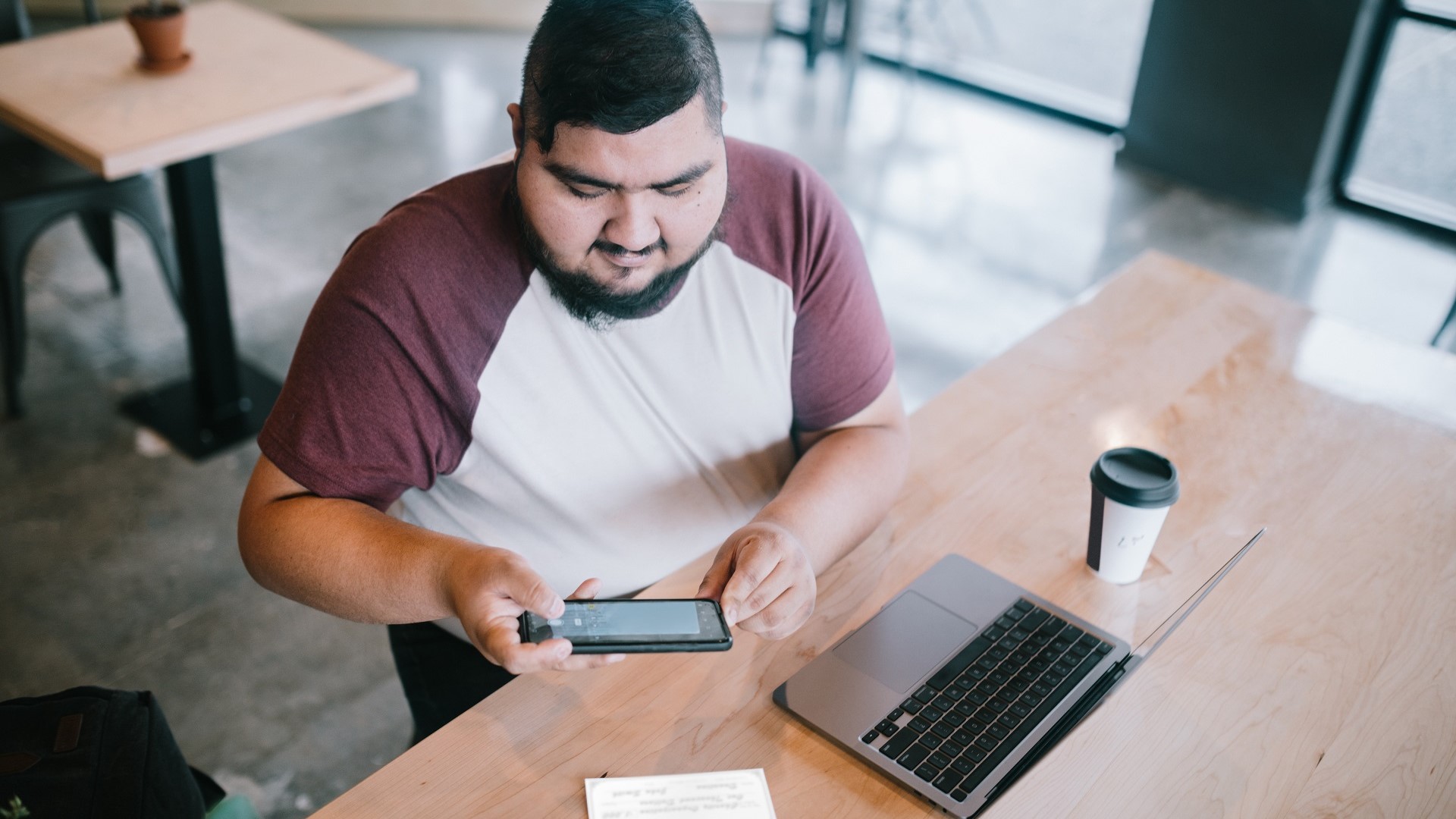 5 Reasons Millennials Would Benefit From Receiving Paper Paychecks