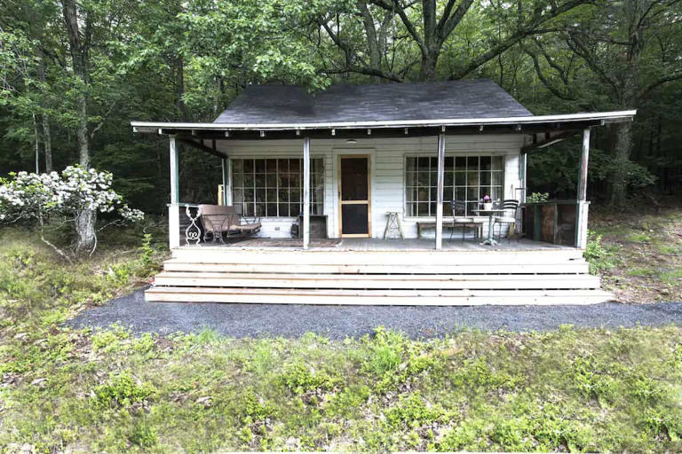 Four-Season Glamping in the Catskills, NY