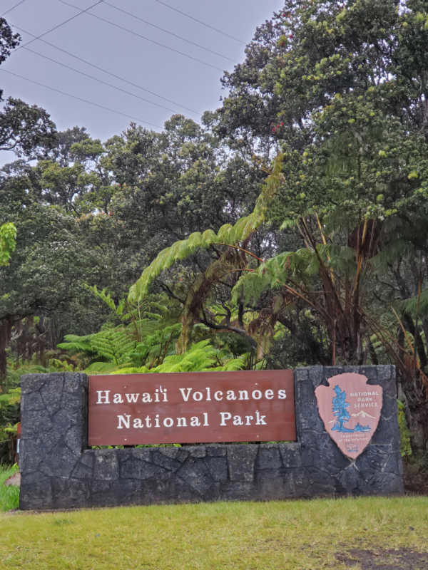 Complete Guide to Hawaii Volcanoes National Park