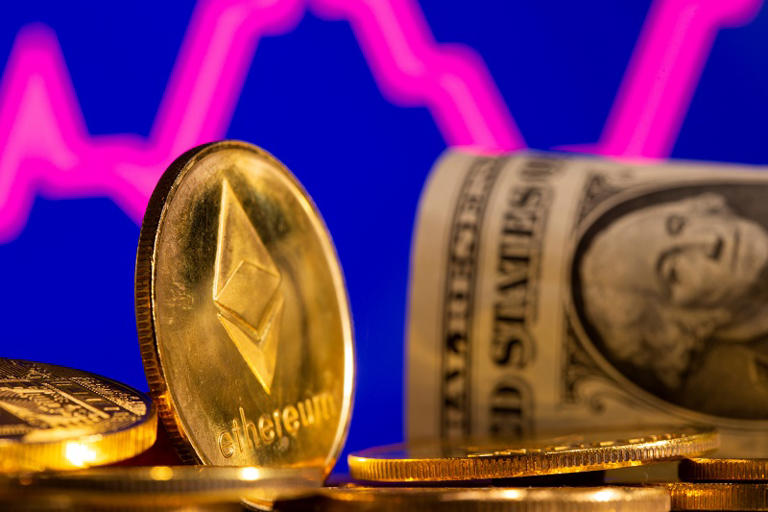 Ethereum pode superar o desempenho do Bitcoin em 2025, dizem analistas