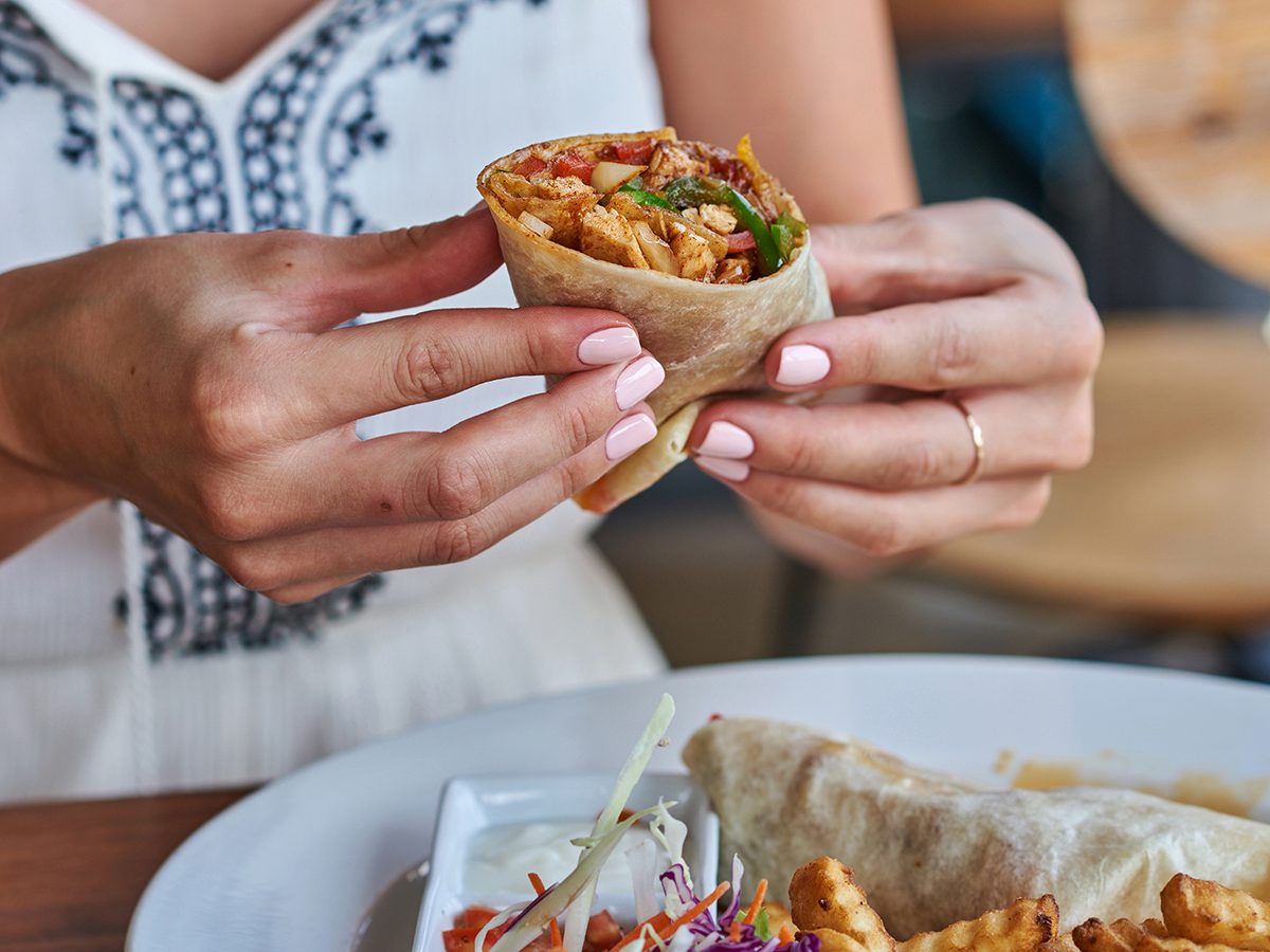 9 Foods Nutritionists Never Order at Fast Food Restaurants