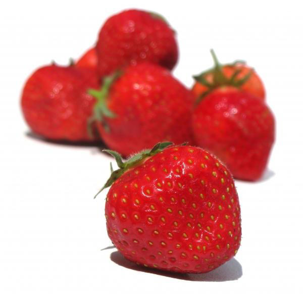 The sweet reason women should eat more strawberries