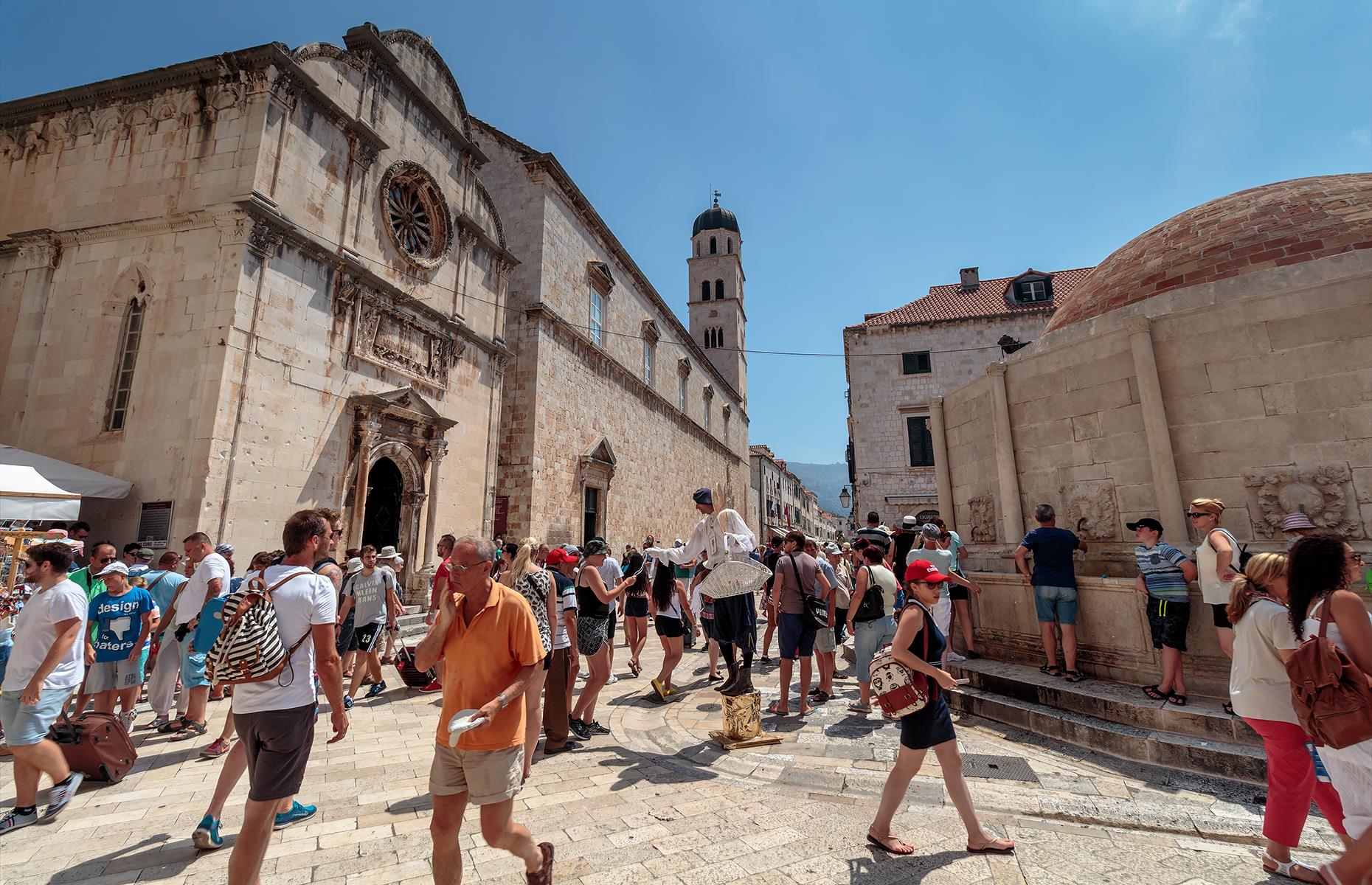 The 40 WORST tourists traps sure to leave visitors disappointed