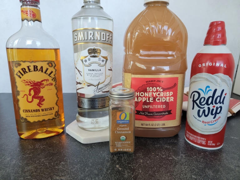 Easy Apple Pie Shot Recipe