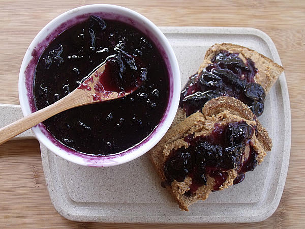 15 Easy Homemade Jam & Jelly Recipes
