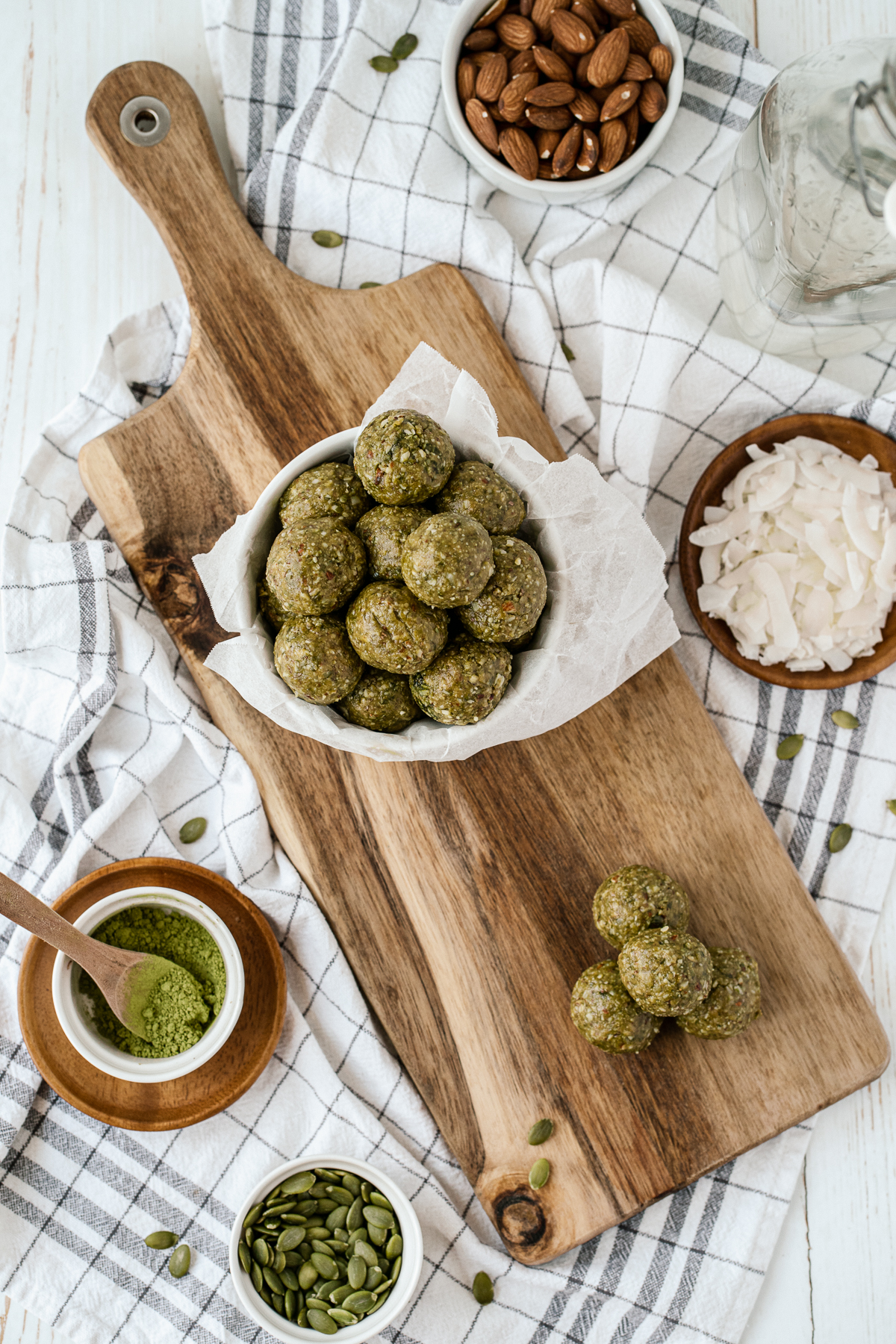 You'll love these healthy matcha protein balls