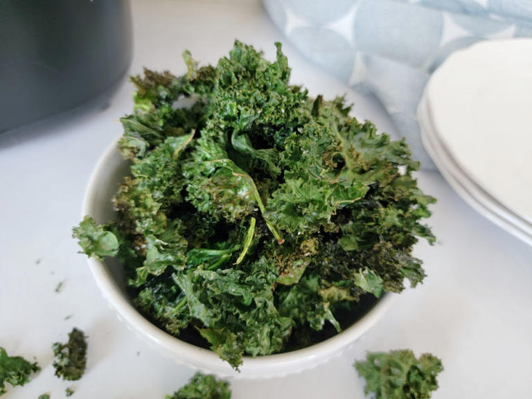 Easy Air Fryer Kale Chips Recipe