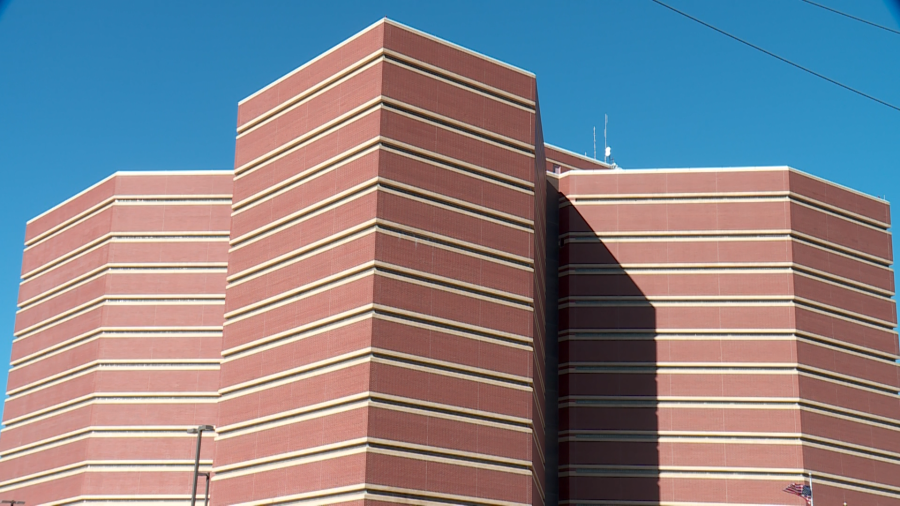 Man arrested after trying to break into Oklahoma County Jail