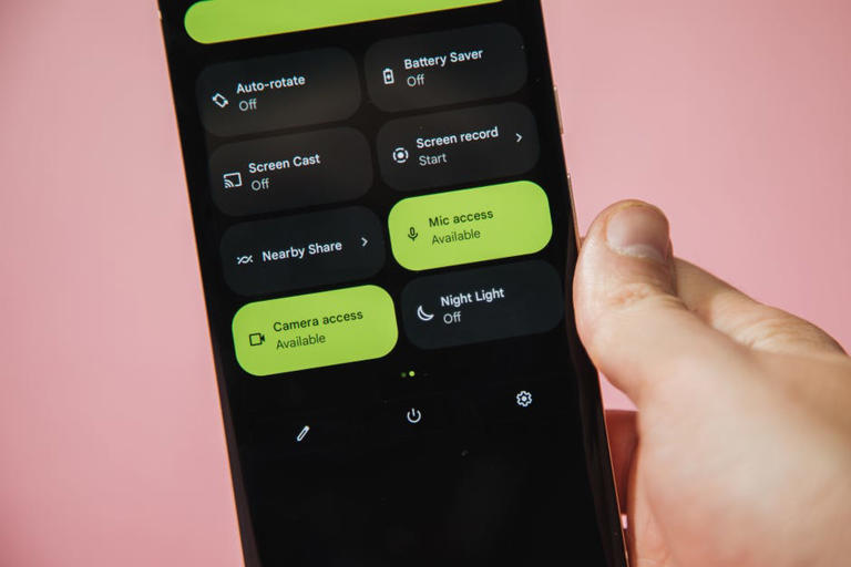 These Settings Could Save Your Aging Android From the Junk Drawer