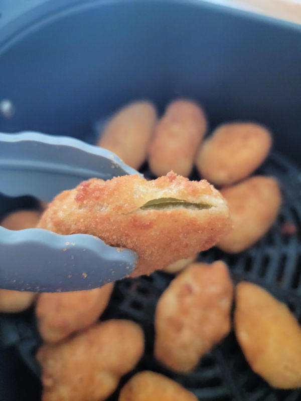 How to Cook Frozen Jalapeno Poppers in Air Fryer