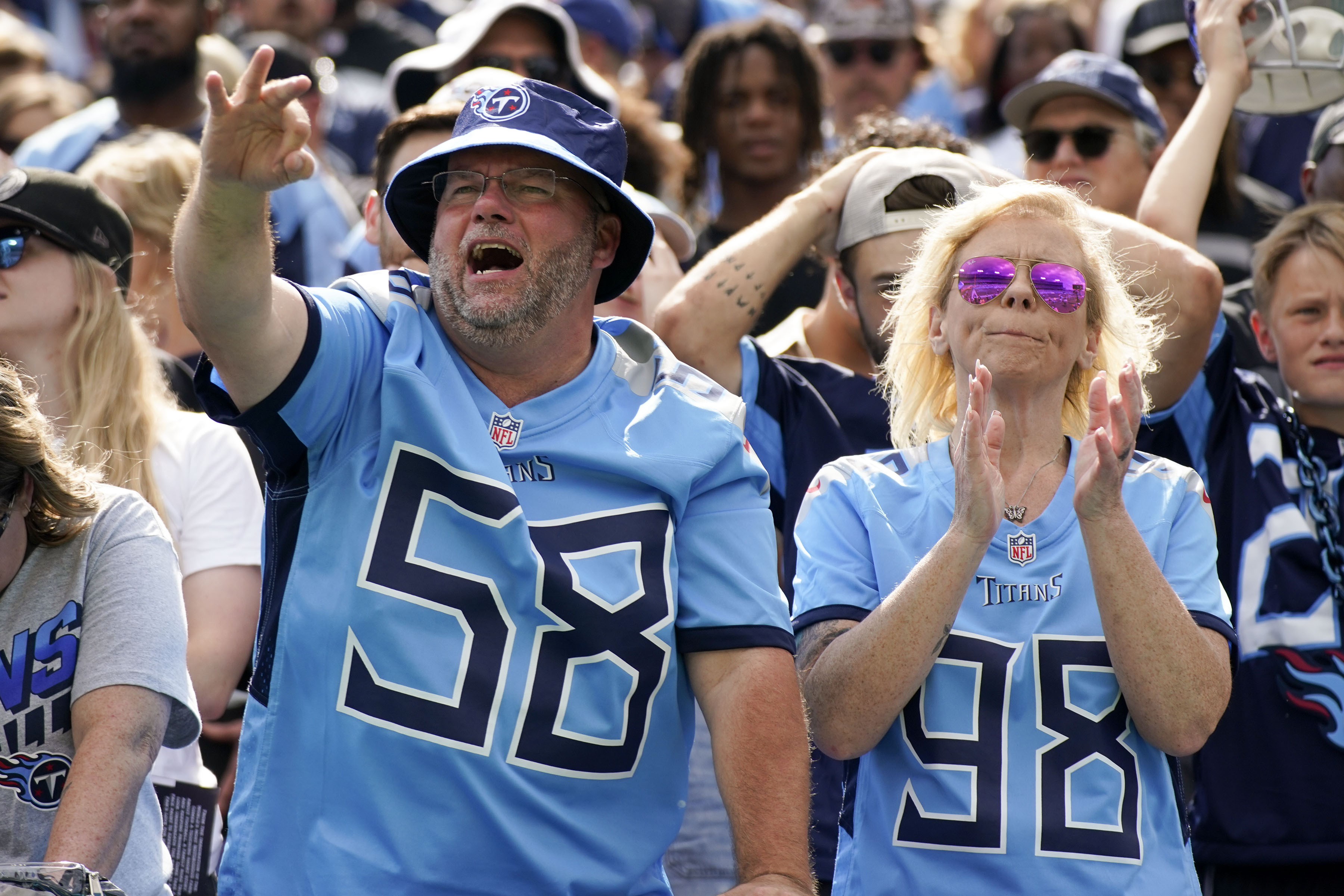 Ranking NFL fan bases, from worst to first