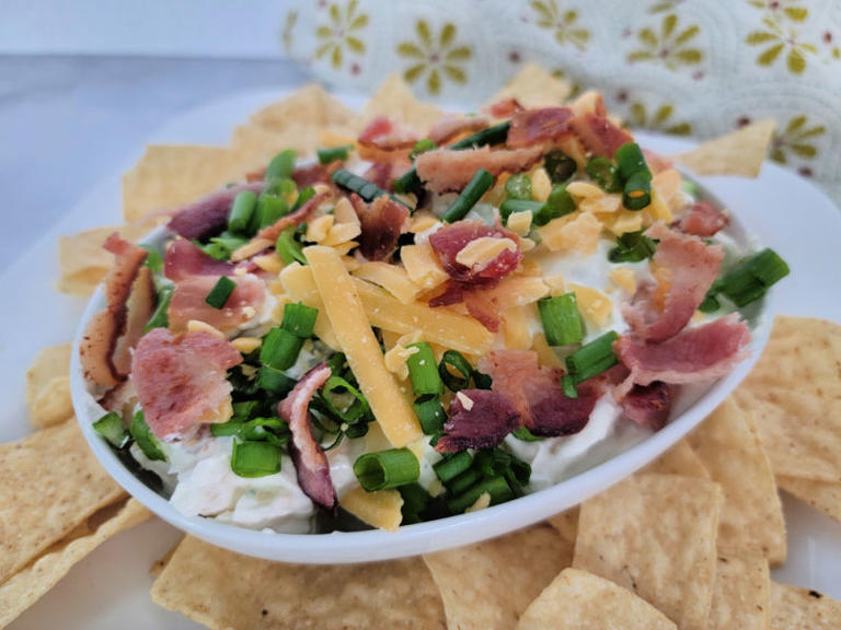 Easy Bacon Cheddar Ranch Dip Recipe