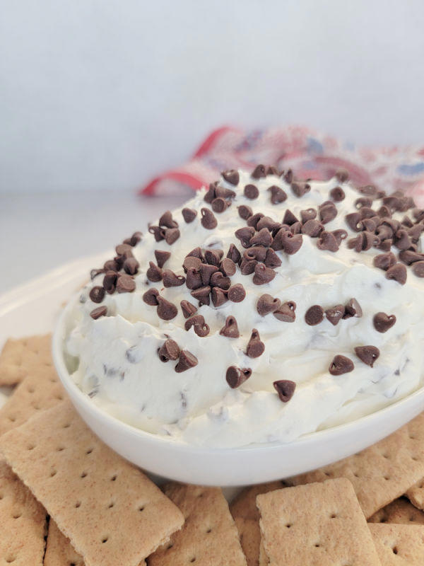 Chocolate Marshmallow Fluff Dip