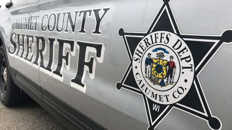 Shawano man killed in crash; Luxemburg dump truck driver uninjured