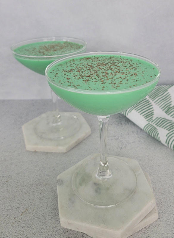Classic Grasshopper Cocktail Recipe