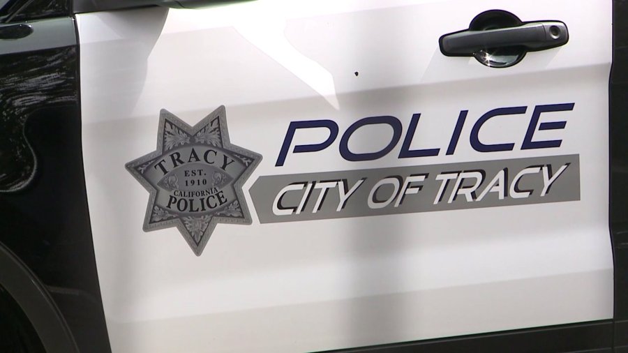 Police investigate fatal solo-vehicle, DUI crash in Tracy