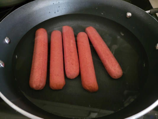 How Long to Boil Hot Dogs