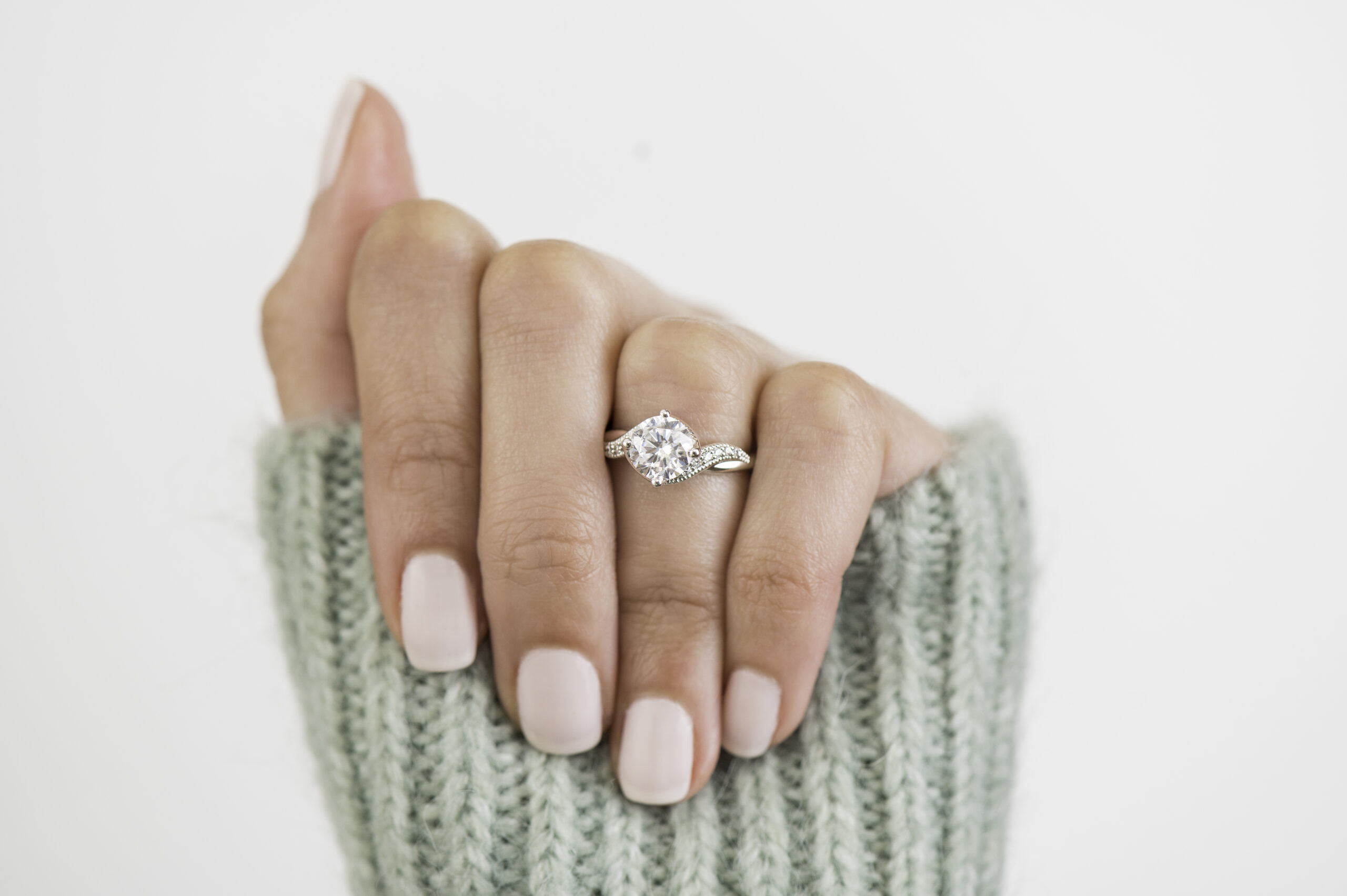 Looking for Engagement Ring Savings Ideas? 5 Tips to Save on Diamond ...