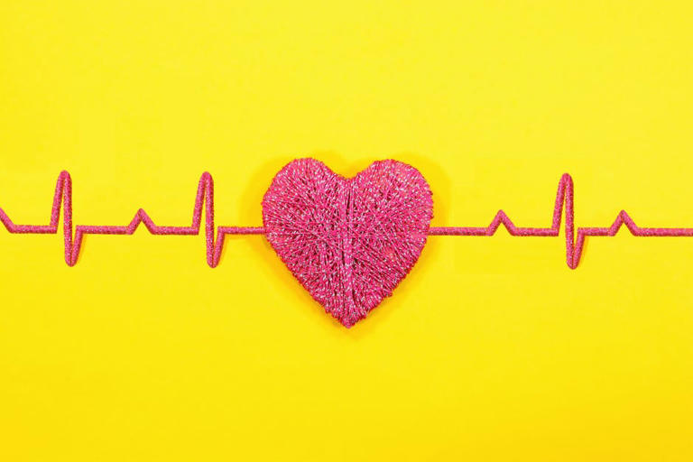 How to Spot and Respond to a Heart Attack: 5 Vital Tips From Cardiologist