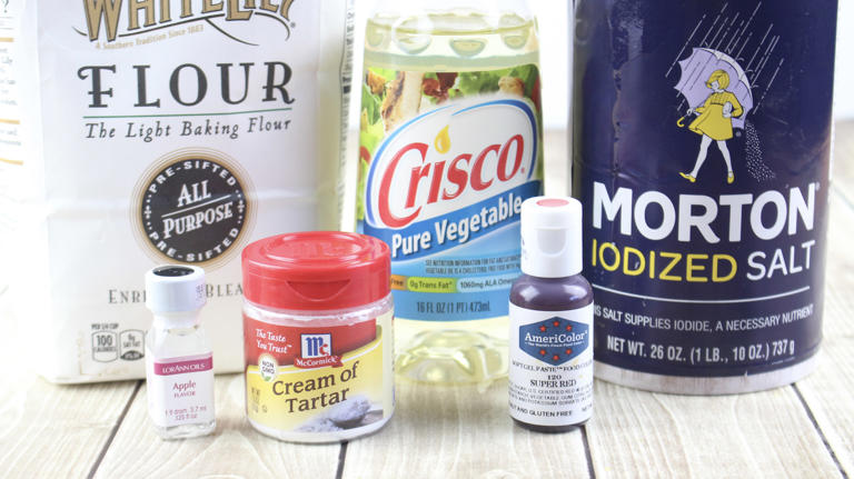 Make This DIY Red Apple Playdough (It Smells Like Apples Too!)