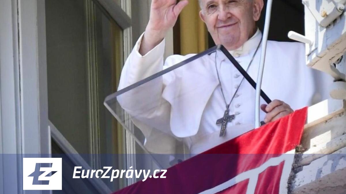 Papež František zůstává v kritickém stavu, hrozí selhání orgánů. Můžeme ...