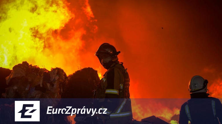 Rusko podniklo masivní útok na Kyjev. Nejméně deset mrtvých