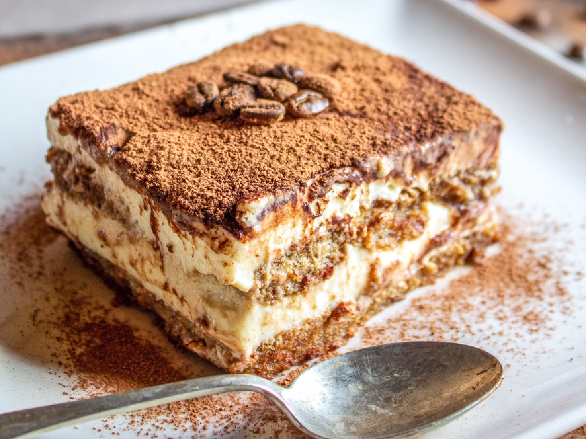 Easy Tiramisu Cake Recipe - without alcohol!