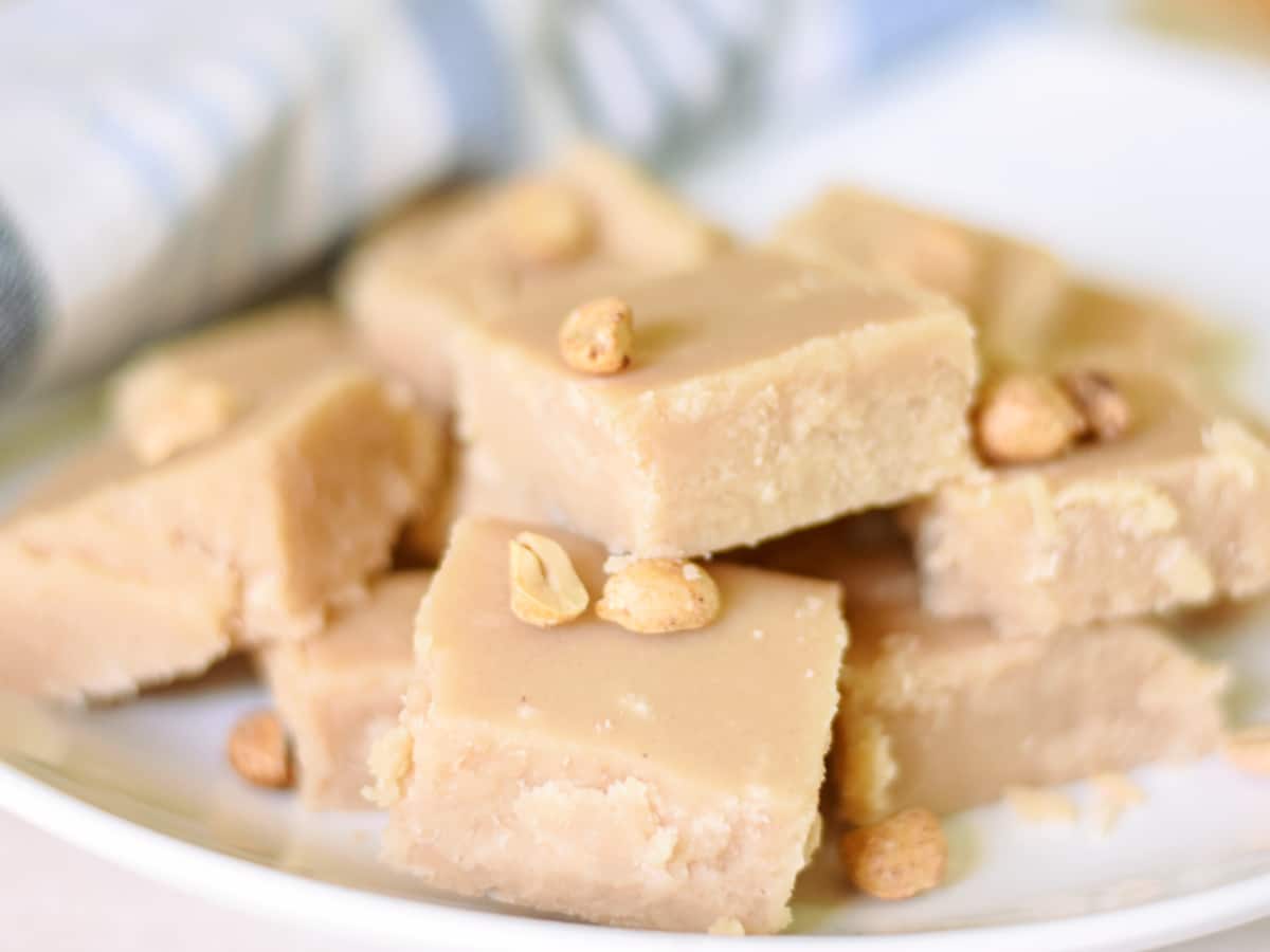 Grandma's Old Fashioned Peanut Butter Fudge Recipe