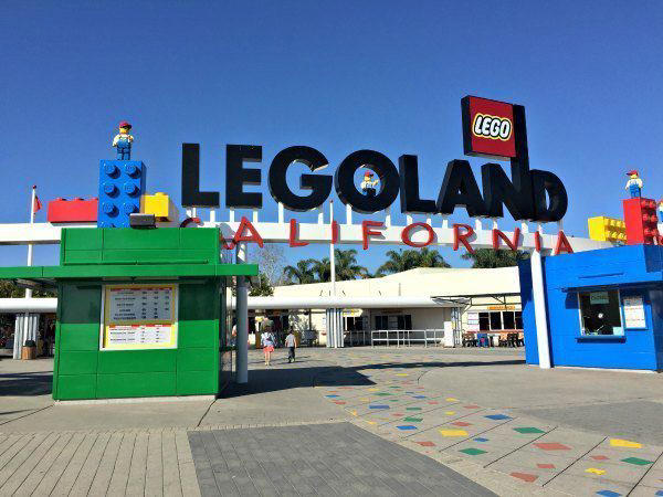 Exploring the Southern California Theme Parks