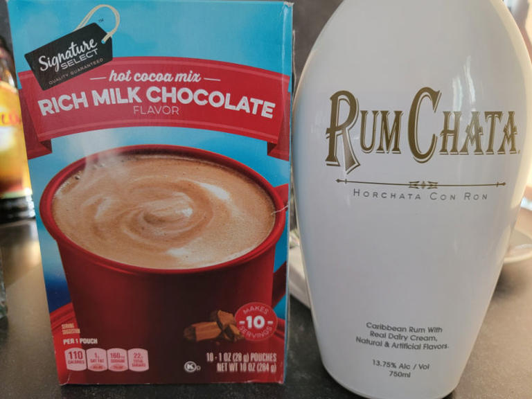 Easy RumChata hot chocolate recipe