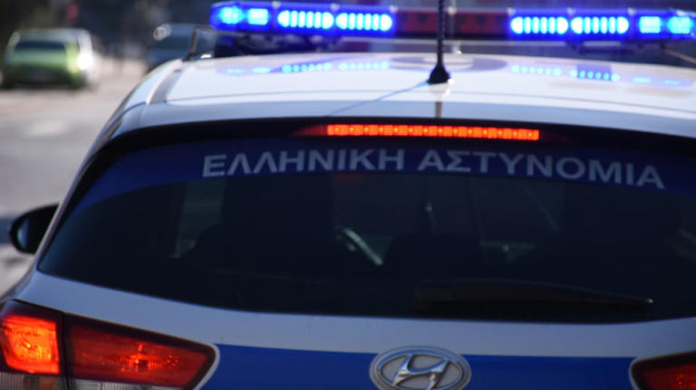 Δάφνη: Άγνωστοι έσπασαν τις βιτρίνες καταστημάτων και ΑΤΜ τραπεζών