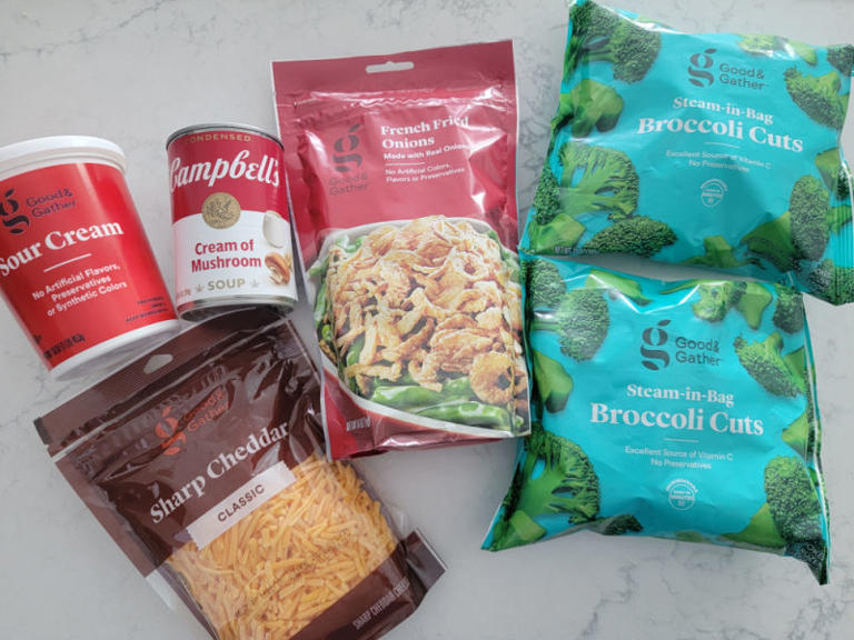 Easy Cheesy Broccoli Casserole Recipe!