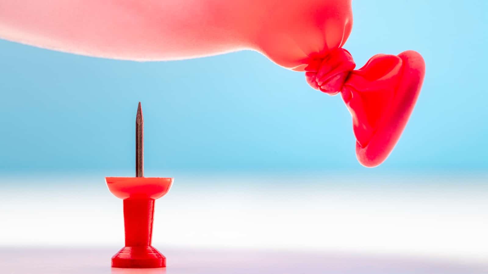 Here’s what I’m doing in case there’s an AI stock stock market crash