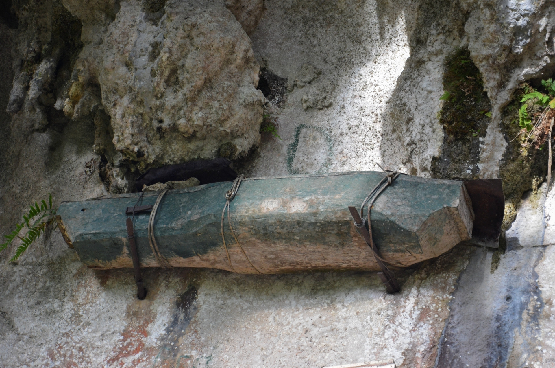 The fascinating story of the hanging coffins of Sagada