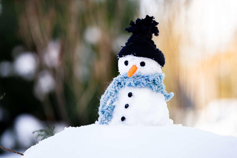 6 easy tips for how to make a snowman