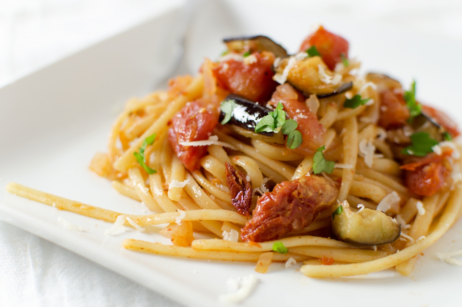 100 Tasty Pasta Dishes that Never Fail to Please