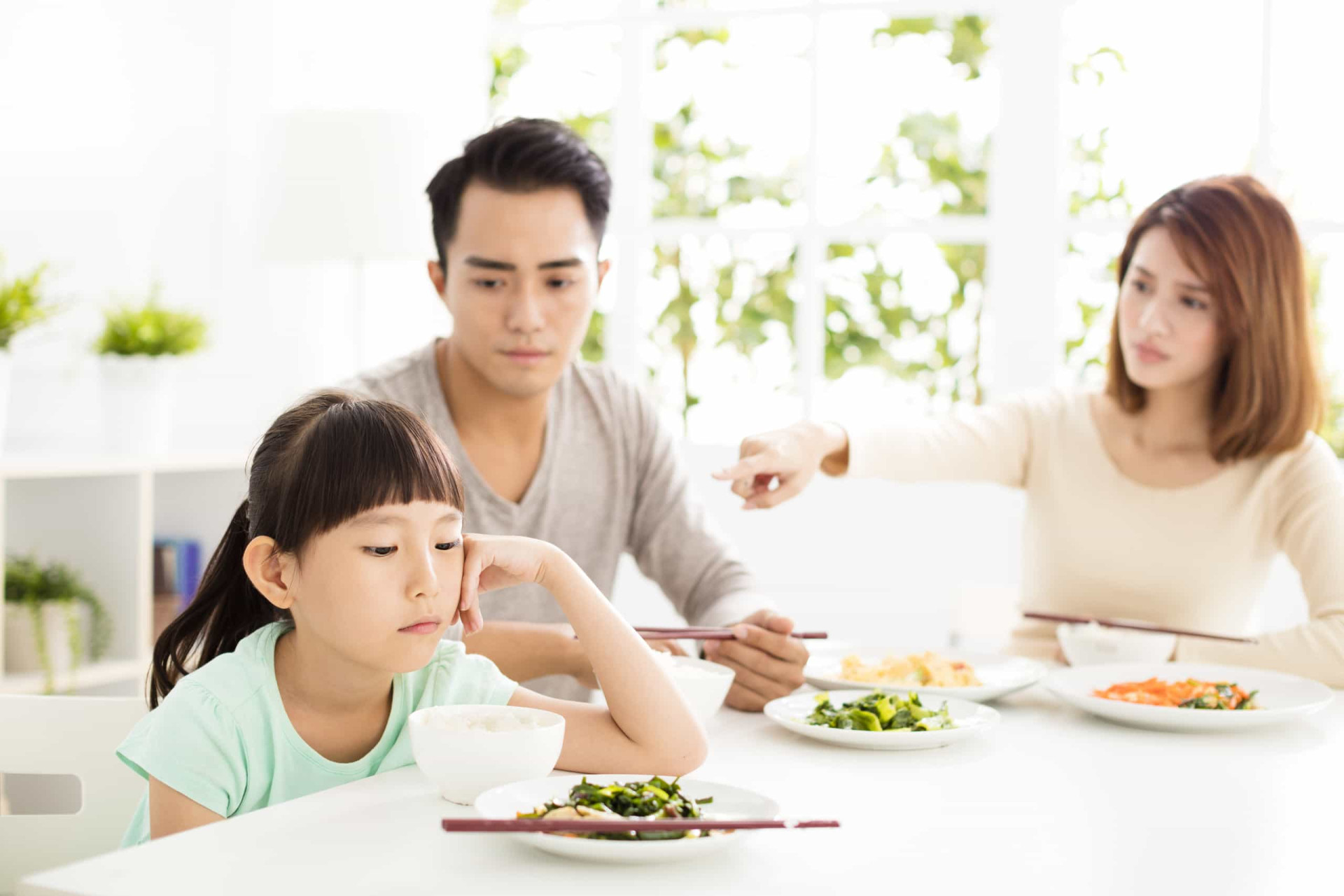 Bad habits parents need to break