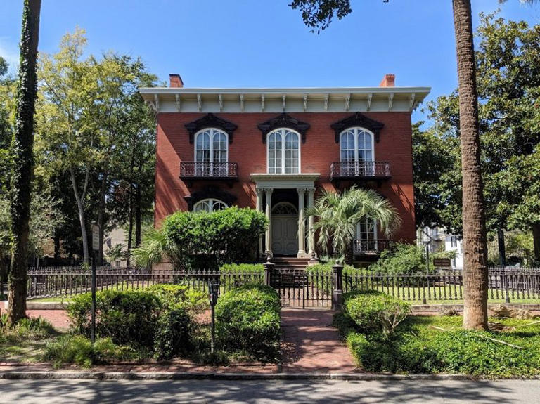 13 most haunted places in Savannah, GA
