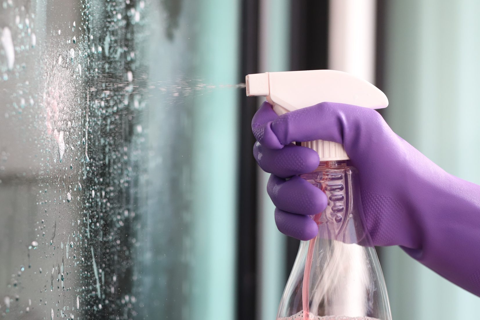 How to Clean Glass Shower Doors So They Shine