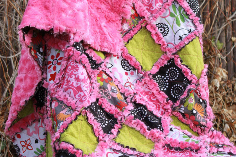 Top 20 DIY Craft Tutorials from The Crafty Blog Stalker