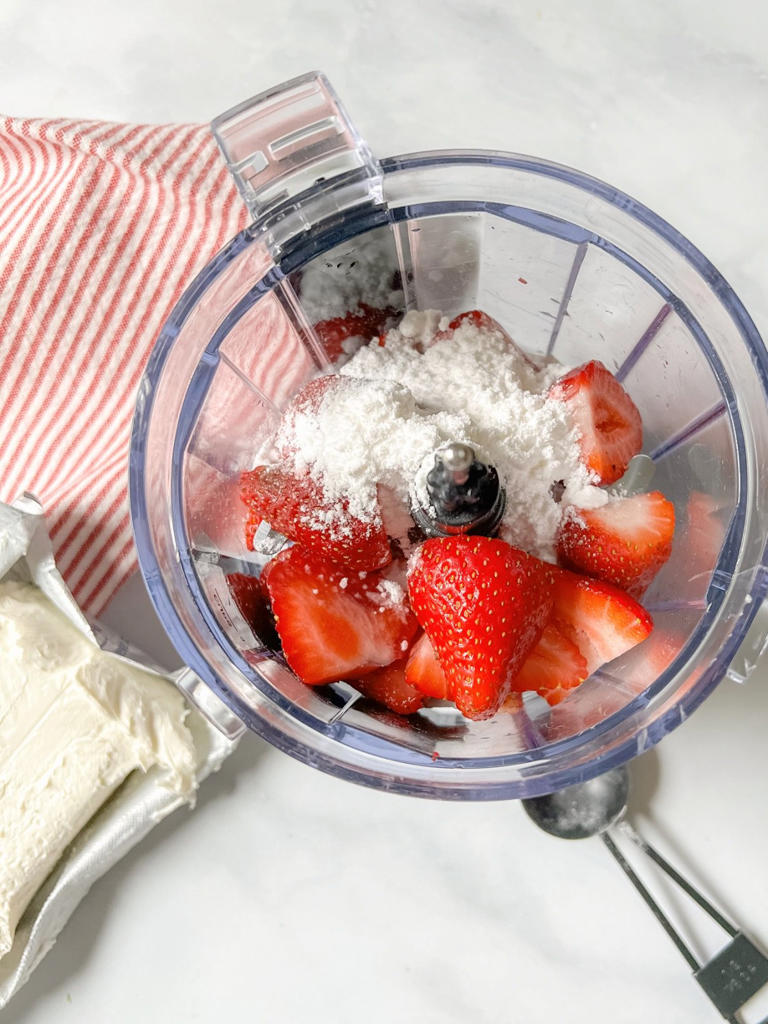 Easy Strawberry Cream Cheese Recipe