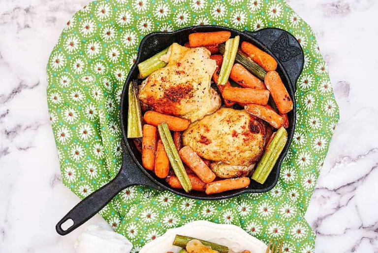 Cast Iron Skillet Buffalo Ranch Chicken