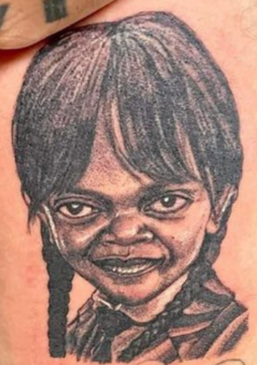 Veja fãs que tatuaram o rosto de seus ídolos, mas viraram motivo de piada Veja fãs que tatuaram o rosto de seus ídolos, mas viraram motivo de piada