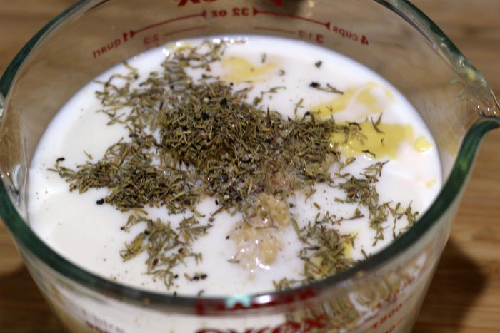 Comforting Slow Cooker Chicken Pot Pie Soup!