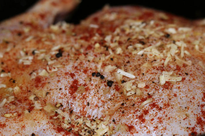 How to cook a whole chicken in a slow cooker!