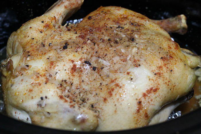 How to cook a whole chicken in a slow cooker!