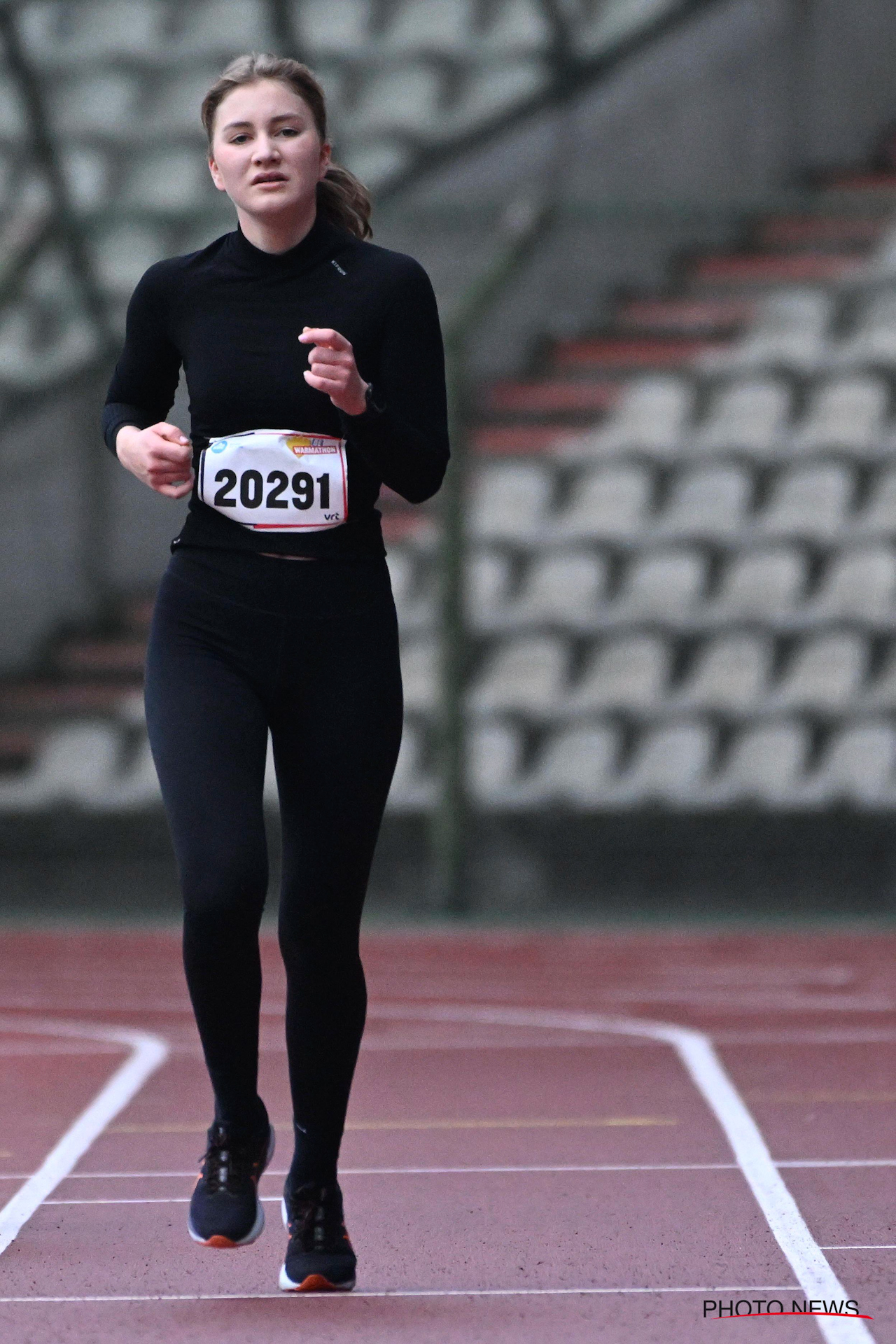 “Koning Albert zou beter het voorbeeld van prinses Elisabeth volgen”