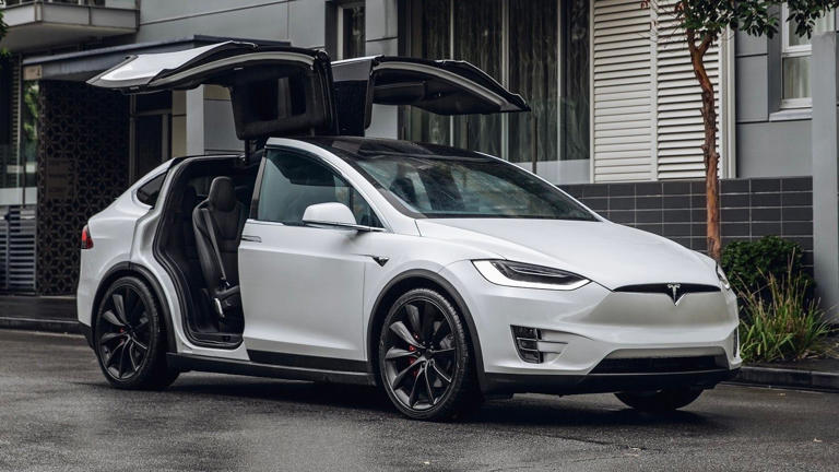 10 Alternatives To The Tesla Model X