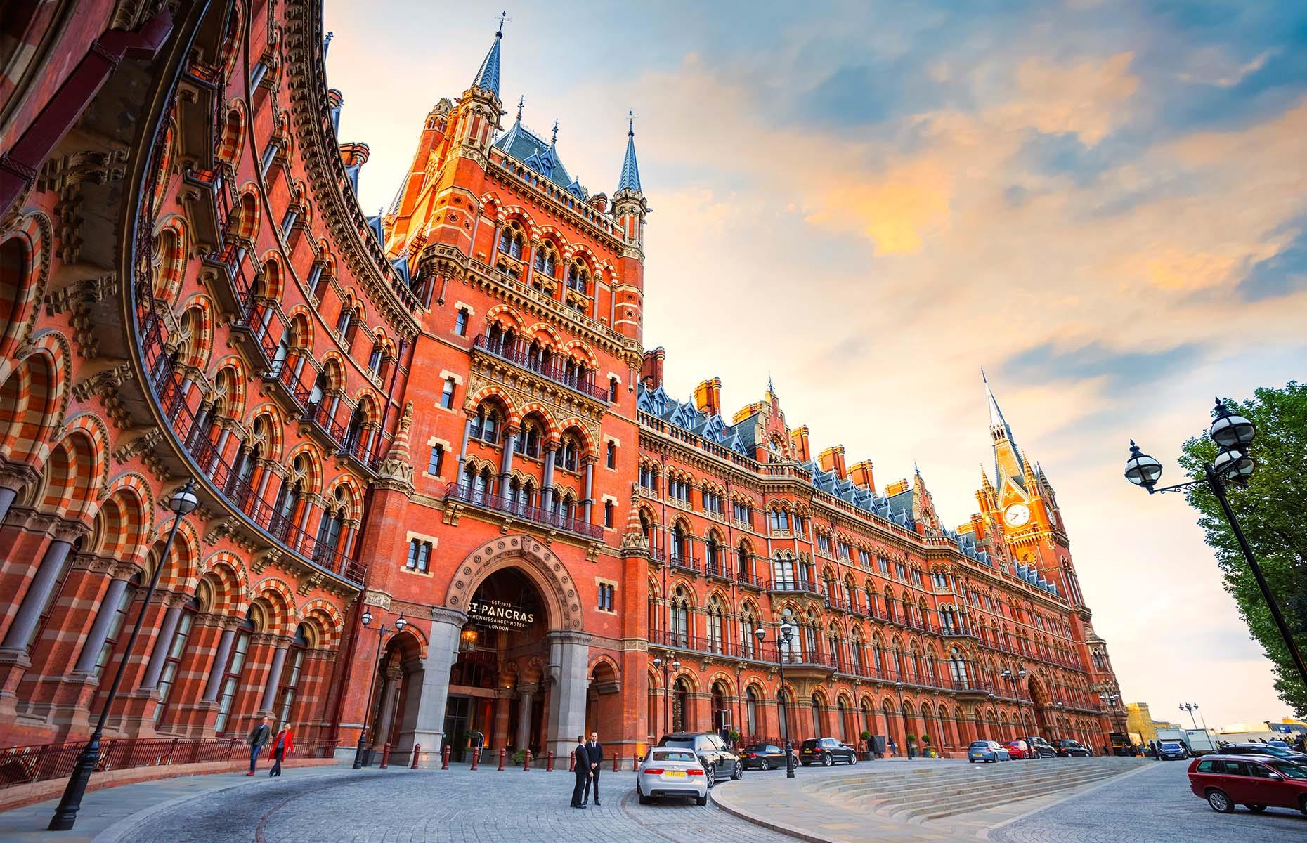 Spectacular railway stations from around the world