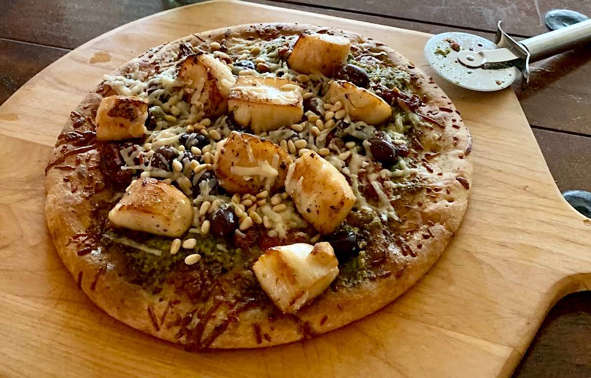 How to Make a Sexy Scallop Pizza at Home